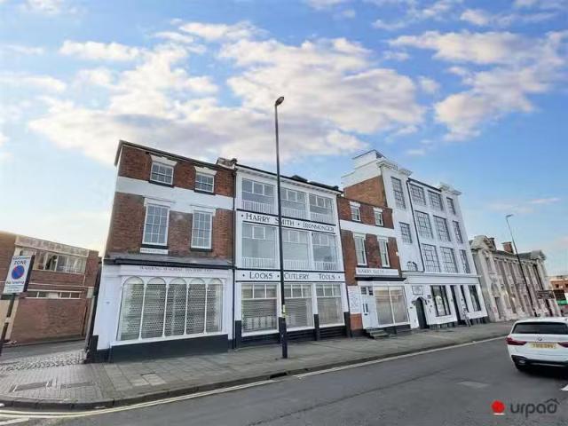 For Rent! 1 BA 2 bedroom apartment for rent in Hockley Hill, B.