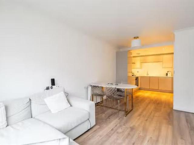 For Rent! 1 BA 2 bedroom apartment for rent in Rea Place, Birm.