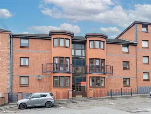 For Rent! 1 BA 2 bedroom apartment for rent in Sanda Street, G.