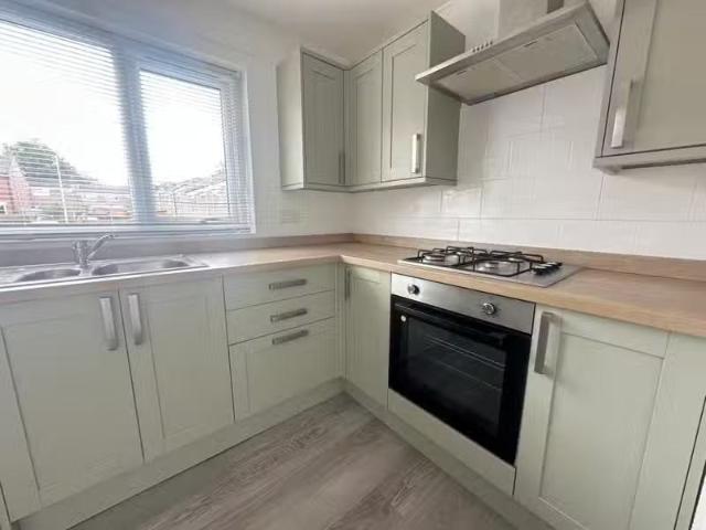 Just in! 1 BA 2 bedroom flat for rent in Milton Road, Bromsgro.