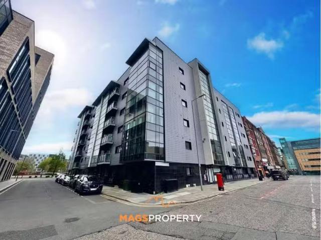 Just in! 1 BA 2 bedroom flat for rent in Pall Mall, Liverpool.