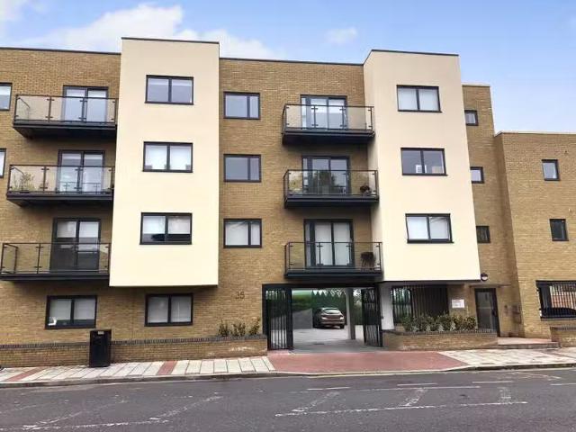 Nice 1 BA 2 bedroom flat for rent in Wenlock Place PP495, Pl.