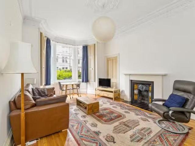 Charming 1 BA 2 bedroom flat for rent in Thirlestane Road, Mar.