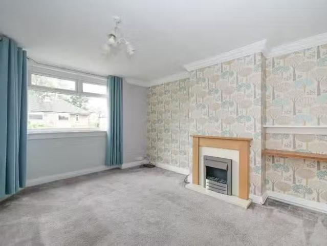 For Rent! 1 BA 2 bedroom Flat to rent, Leafield Grove, Bradfor.