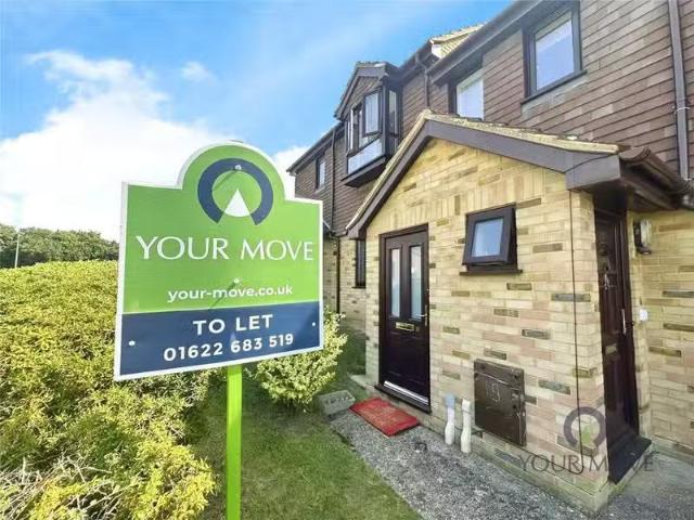 Just in! 1 BA 2 bedroom Flat to rent, Penhurst Close, Weaverin.