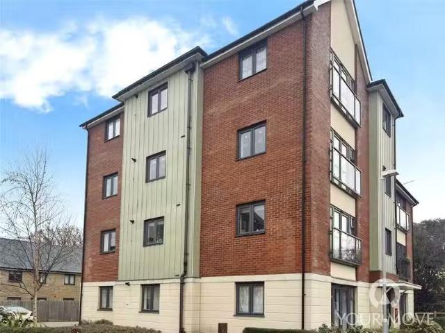 Cheap 1 BA 2 bedroom Flat to rent, Pitcher Court, Northfleet.