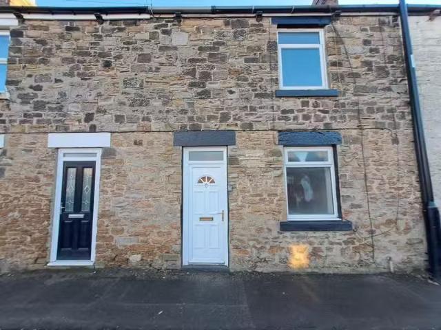 Deal! 1 BA 2 bedroom house for rent in Murton Lane, Easington.