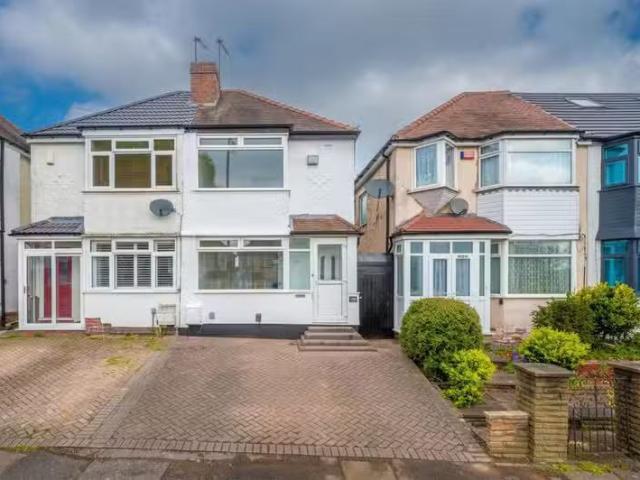 Charming 1 BA 2 bedroom house for rent in Brays Road, Birmingh.