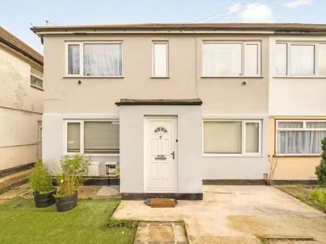 For Rent! 1 BA 2 bedroom house for rent in Fairfield Drive, Ha.