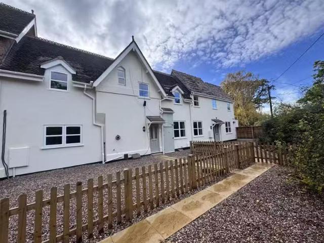 Deal! 1 BA 2 bedroom house for rent in Lansdown Mews, Nether W.