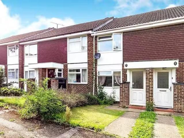 For Rent! 1 BA 2 bedroom House to rent, Keats Way, Hitchin, SG.