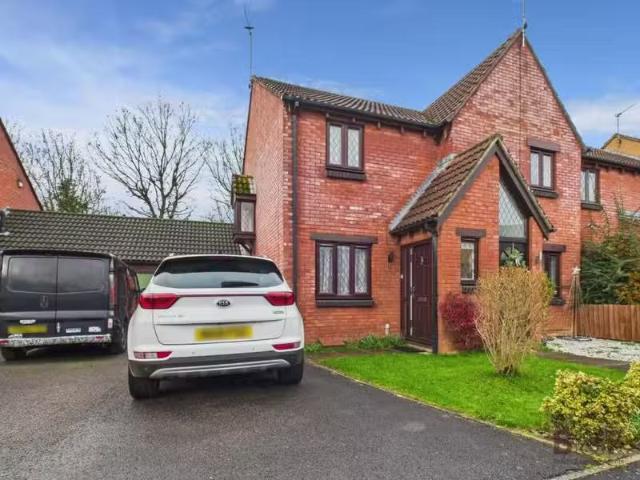 Deal! 1 BA 2 bedroom semi detached house for rent in Ullswater.