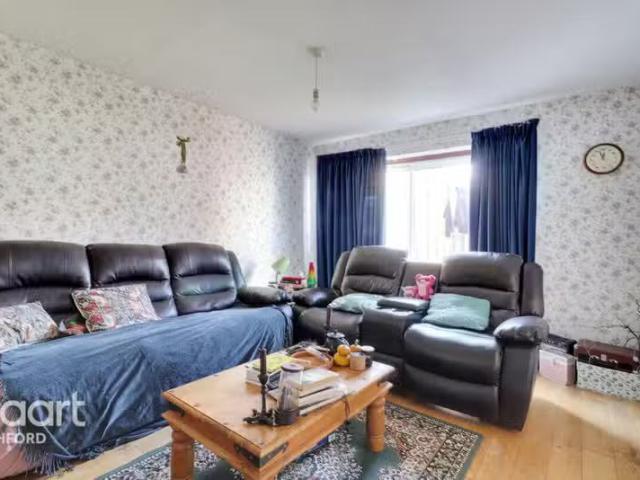 Rental! 1 BA 2 bedroom terraced house for rent in Nethersole C.