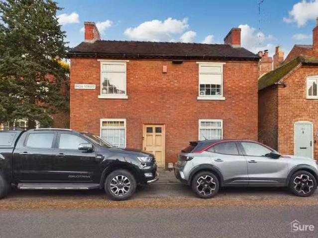 Just in! 1 BA 4 bedroom house for rent in High Street, Repton.