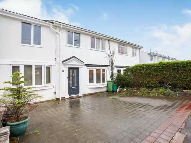 Unique 1 BA 5 bedroom semi detached house for rent in Woodfiel.