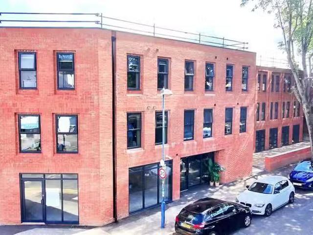 Cozy 1 BA Studio apartment for rent in Twyning Road, Stirchley.