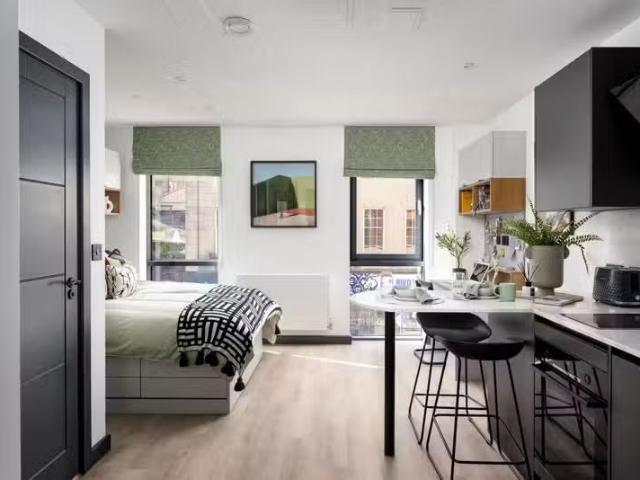 Just in! 1 BA Studio apartment for rent in Charlotte Street, B.