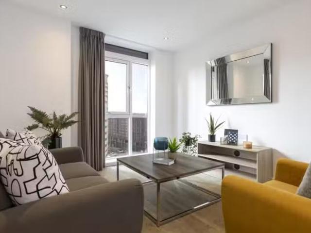 Just in! 1 BA Studio flat for rent in Allegro, Exchange Square.