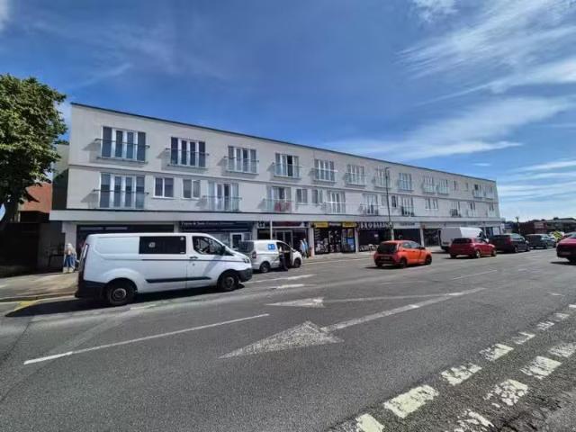 Just in! 1 BA Studio flat for rent in Brassey Parade, Eastbour.