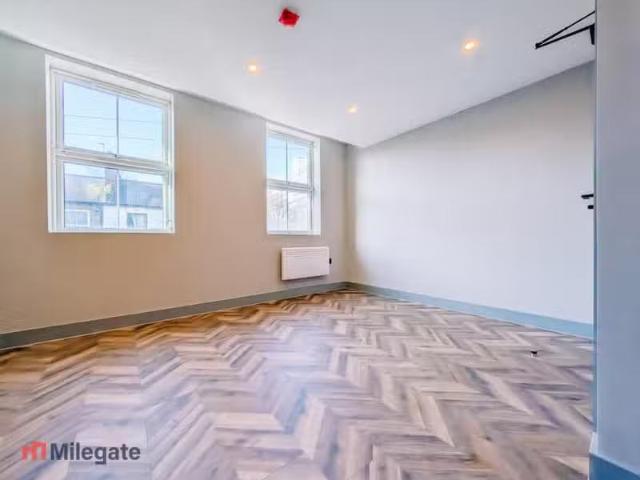 Rental! 1 BA Studio flat for rent in Danesdale Road, London, E9