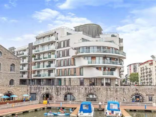 Unique 1 BA Studio flat for rent in Invicta, Millenium Promena.