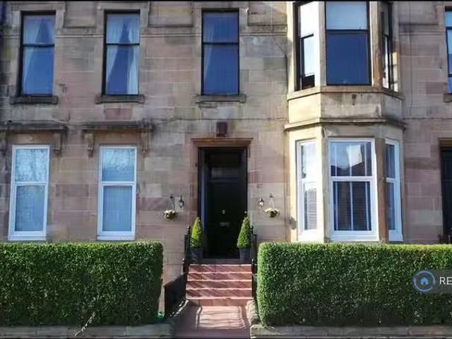 For Rent! 1 BA Studio flat for rent in Paisley Road West, Glas.