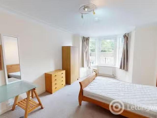 Charming 1 BA Property to rent in Bedford Place, Kittybrewster.