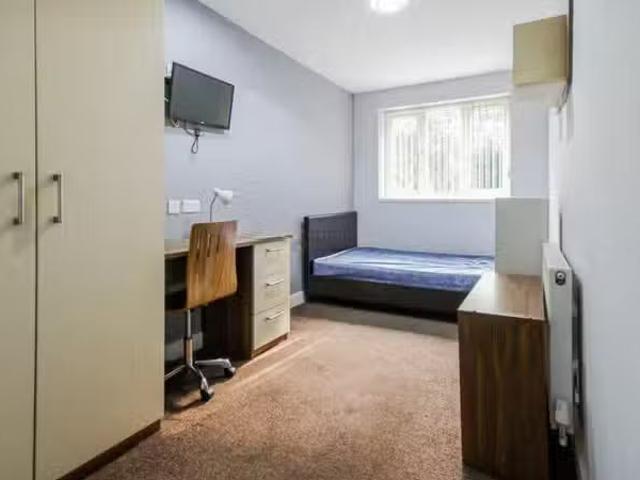 Cozy 1 bedroom terraced house for rent in Bournbrook Road, Sel.