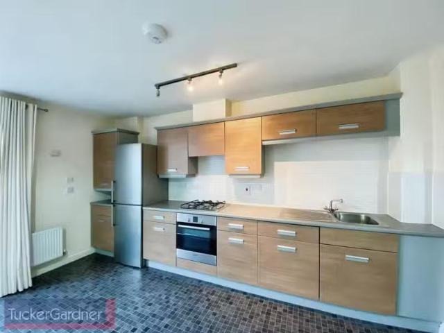 Rental! 1 bedroom apartment for rent in Hampden Gardens, Cambr.