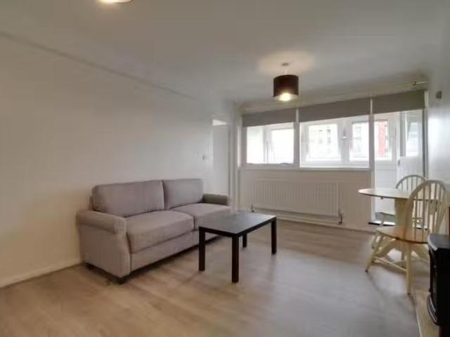 Unique 1 bedroom apartment for rent in Wickets Tower, Wyatt Cl.
