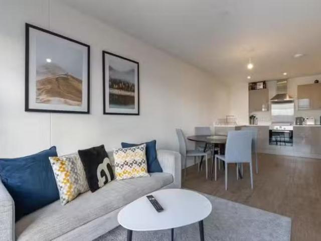 New 1 bedroom apartment for rent in The Bank, 60 Sheepcote Str.