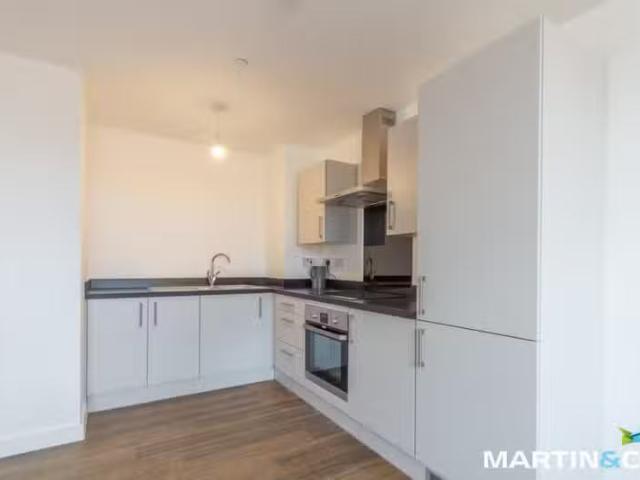 Cozy 1 bedroom apartment for rent in Transport Works, Victoria.