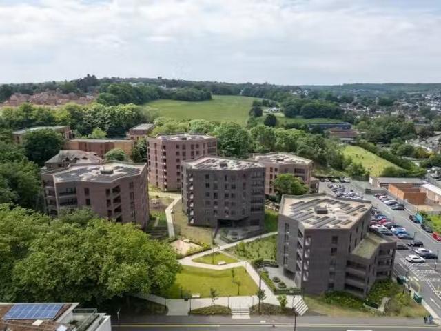 Cheap 1 bedroom flat for rent in Red Clover Gardens, Coulsdon.