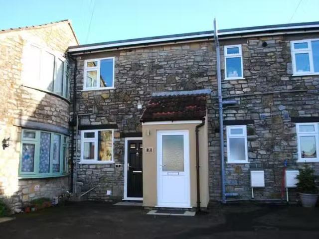 Rental! 1 bedroom ground floor flat for rent in recently Renov.