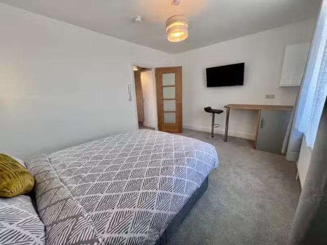 Unique 1 bedroom house for rent in Wimborne Road All bills i.