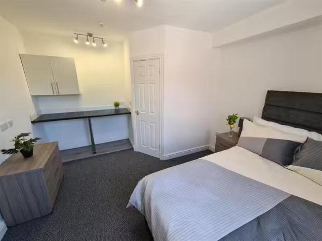 Just in! 1 bedroom house share for rent in Hillaries Road, Bir.