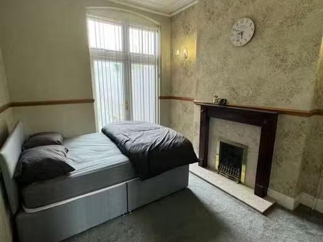 New 1 bedroom house share for rent in Room 2, Hatfield Road, B.