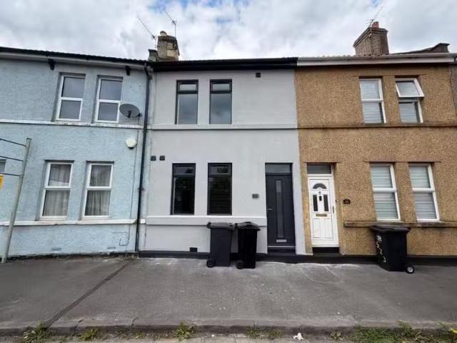 Deal! 1 bedroom house share for rent in Room 3 @ 521 Whitehall.
