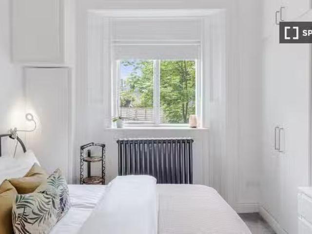 For Rent! 1 BR 1 bedroom apartment for rent in Caledonian, Lon.