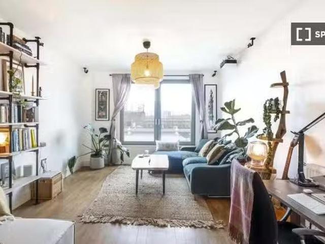 Cozy 1 BR 2 bedroom flat for rent in London, England