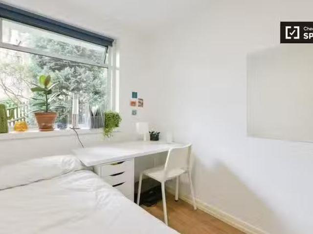 New 1 BR Cosy room in 4 bedroom flatshare in Islington, London