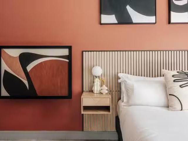 Charming 1 BR Barkston Gardens