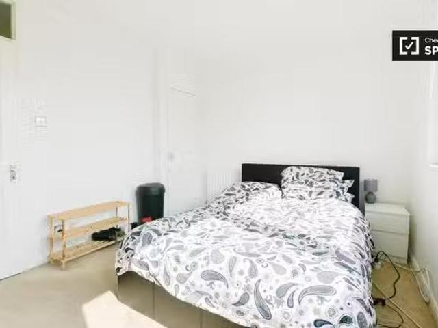 Cozy 1 BR Bright room to rent in 4 bedroom flat, Kensington, L.