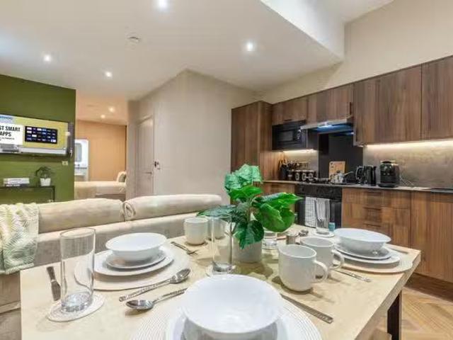 For Rent! 1 BR East Parade, Leeds