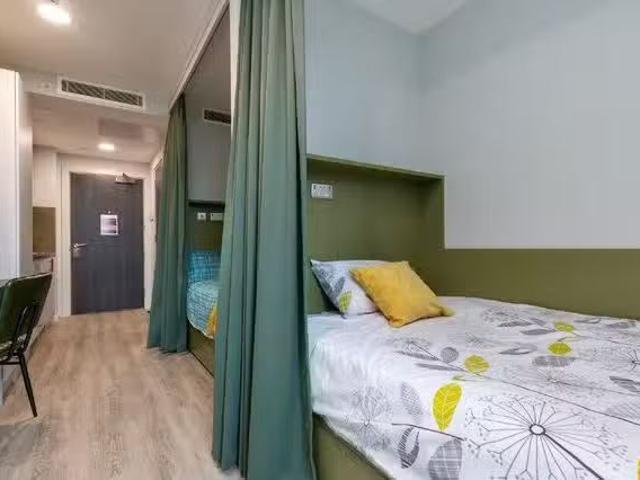 Deal! 1 BR Flora Building Hoxton Standard Twin