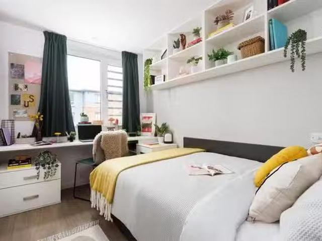 Unique 1 BR Kincardine Court WHEELCHAIR ACCESSIBLE STUDIO