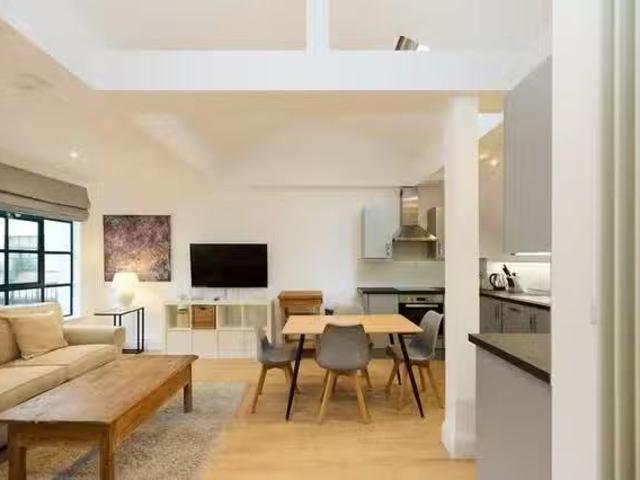 Nice 1 BR Hurlingham Road