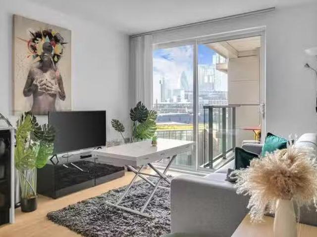 Unique 1 BR Sclater Street
