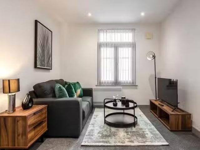Deal! 1 BR Printing Office Street