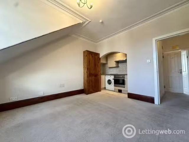 Rental! 1 BR Property to rent in 163 Hardgate, Aberdeen, AB11.